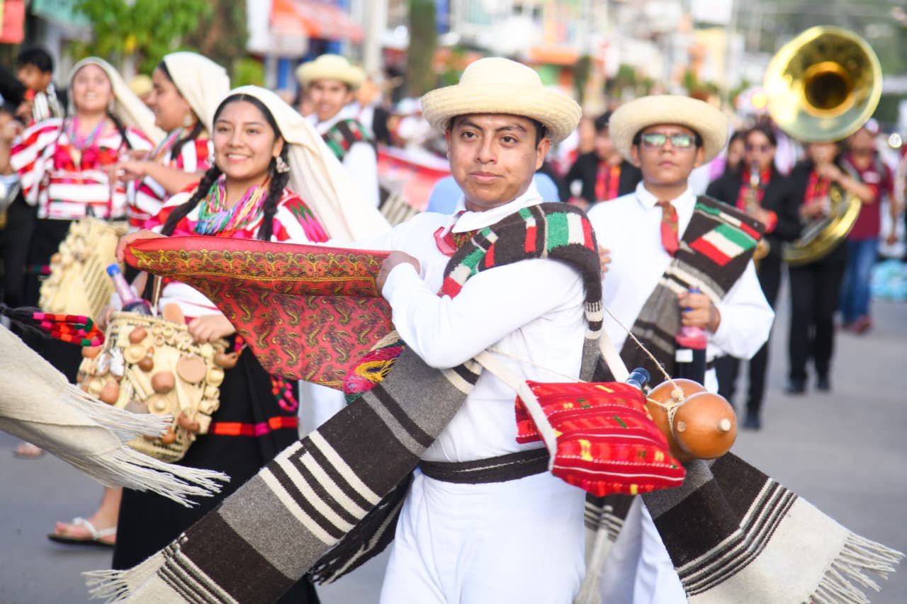Muestran Calenda Cultural y Guelaguetza Ñuu Savi grandeza de la mixteca ...